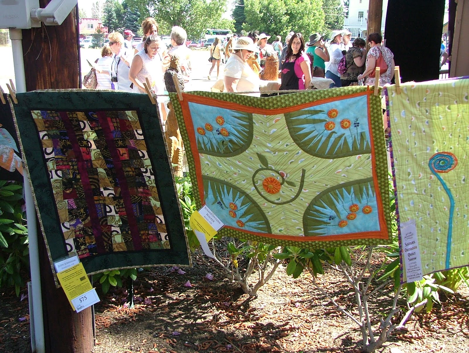 Michele Bilyeu Creates *With Heart and Hands*: Sisters Outdoor Quilt ...