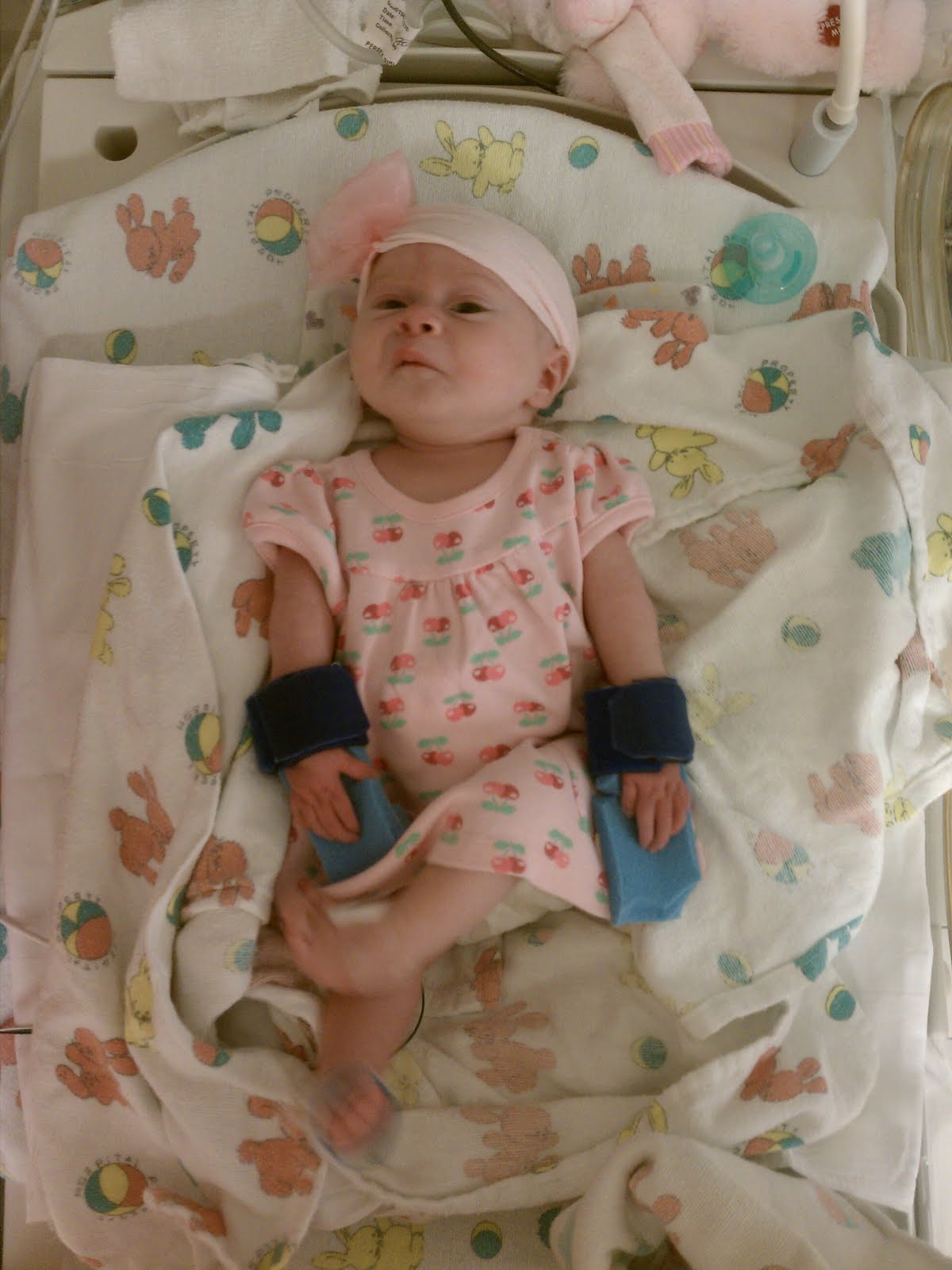 Sweet Analise Rose's Journey with Arthrogryposis, Amyoplasia type: Day ...