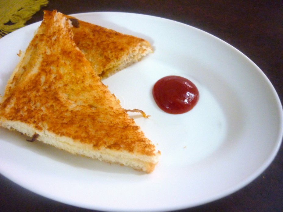 Spicy Paneer on Toast | Curried Paneer Toast | Step by Step Recipe