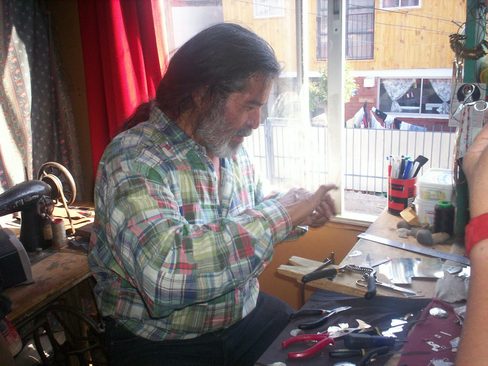 El Canelo de Maipú: MARIO FLORES ARIAS JOYAS ETNICAS