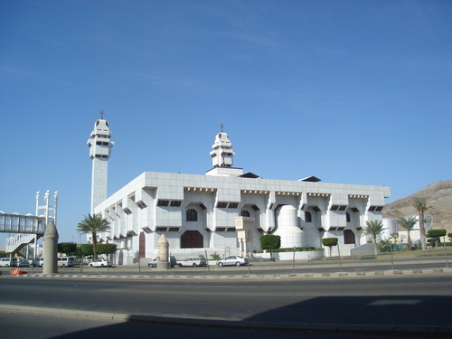 Makkah & Madina: Masjid-e-Aisha (Ayesha Mosque)
