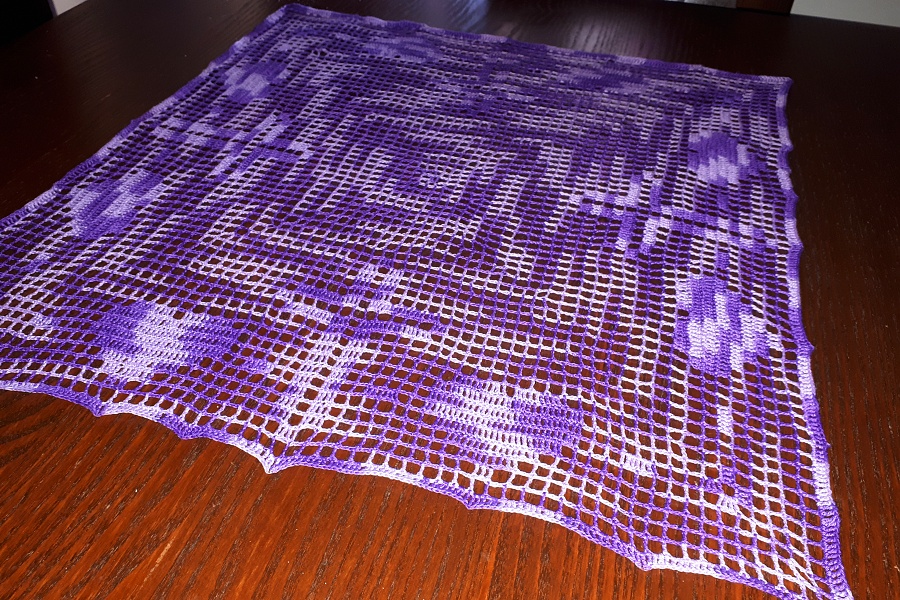 Letitia svetu: Fialová pôstna dečka