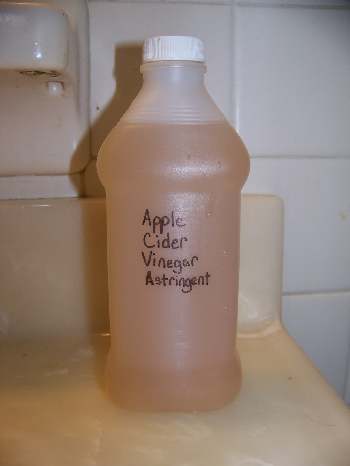 Making Cooley Stuff: Apple Cider Vinegar Astringent
