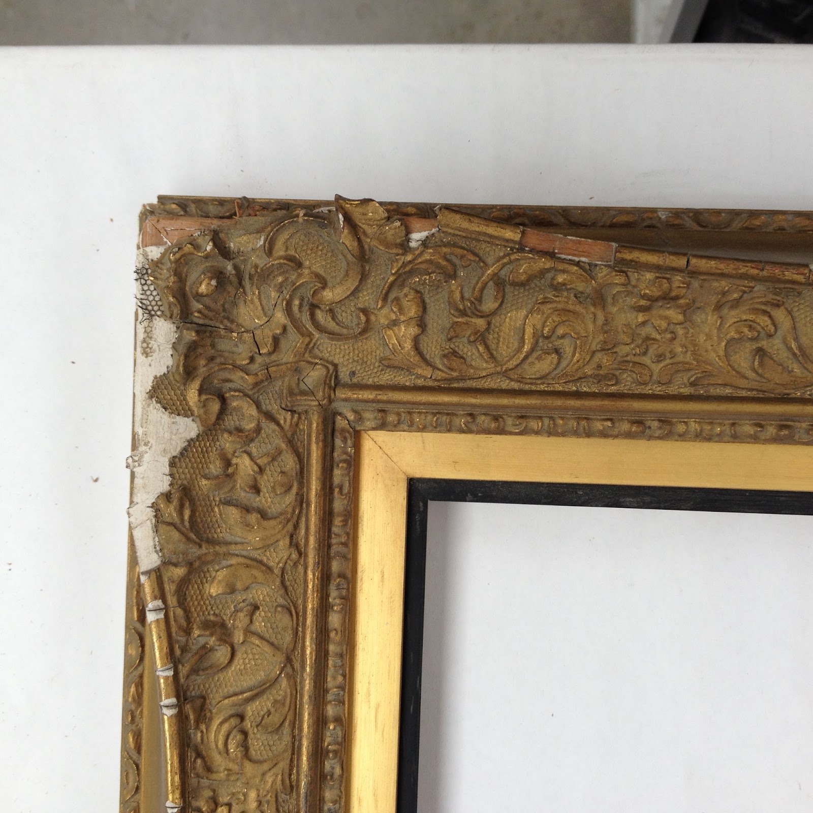 Antique Frame Sale: Victorian Frame