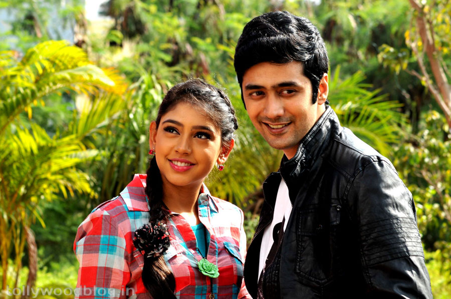 Pelli Pustakam New Telugu Movie photos Gallery