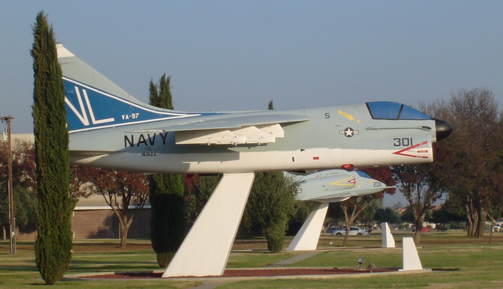 My Military Aircraft Pictures: Naval Air Station, Lemoore, CA