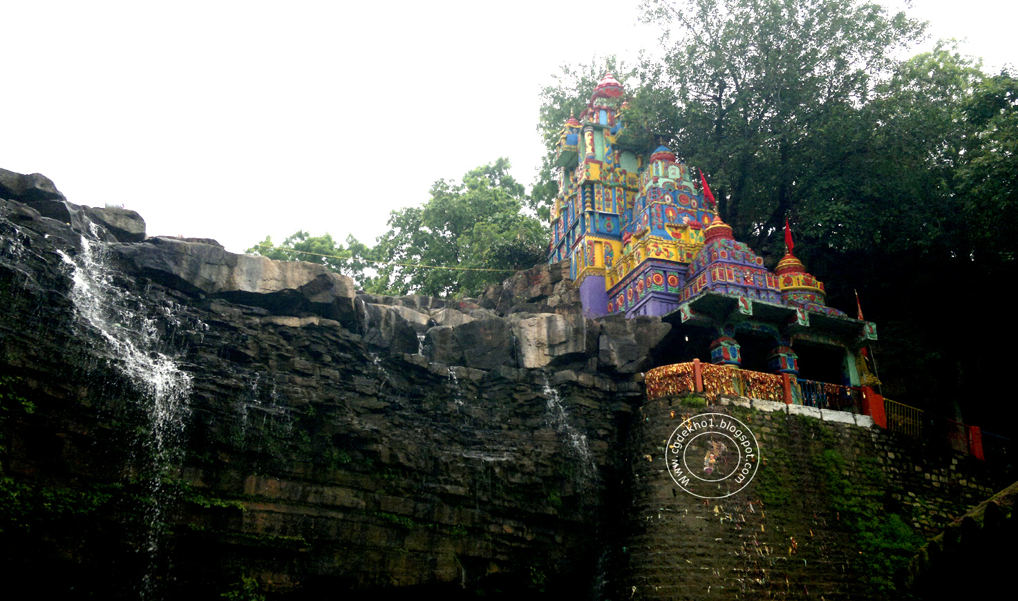 Ghatarani Temple And Waterfall ,Gariaband ( माँ घटारानी मंदिर ...