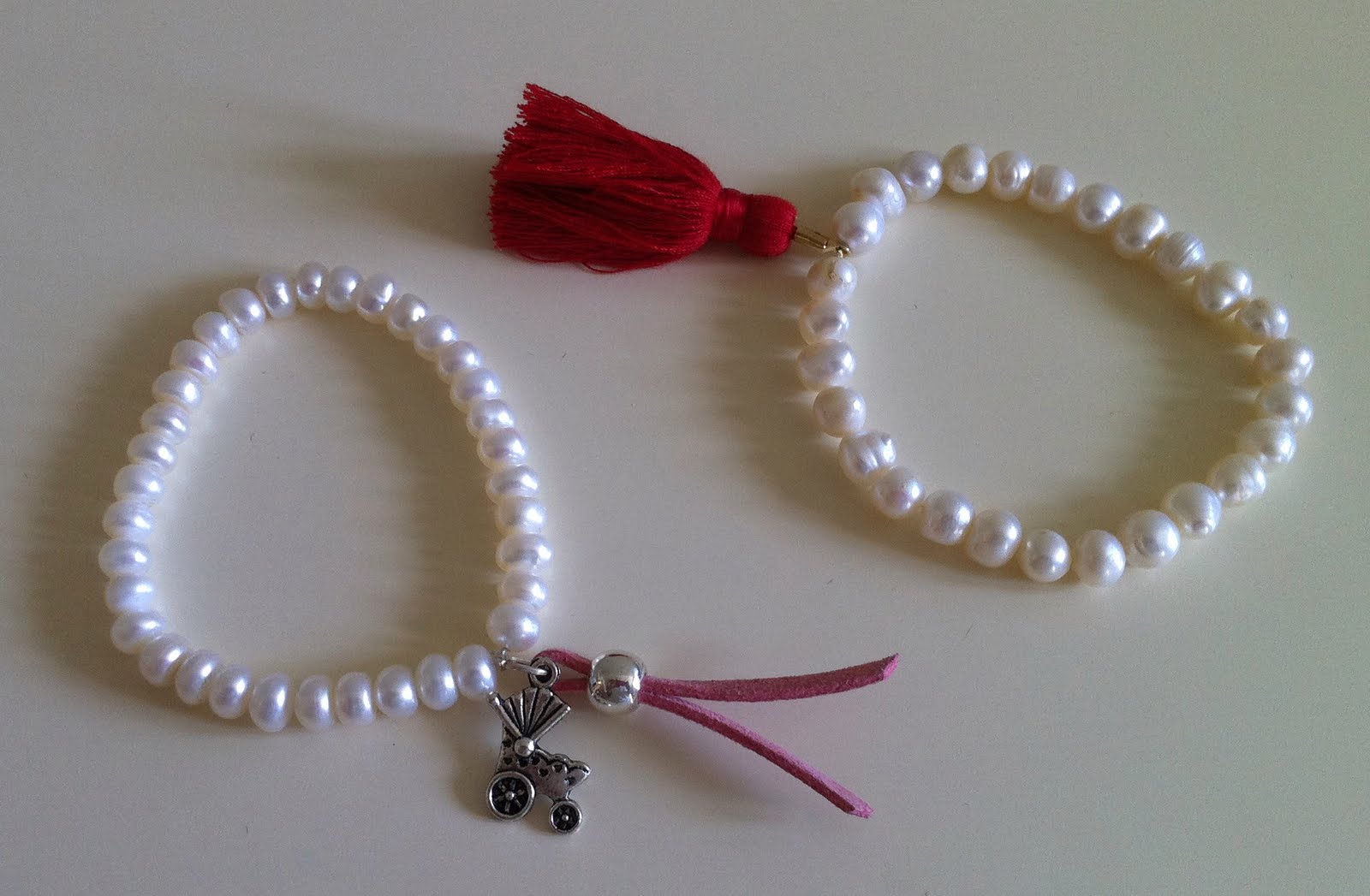 Artesanía hecha a mano: PULSERAS DE PERLAS