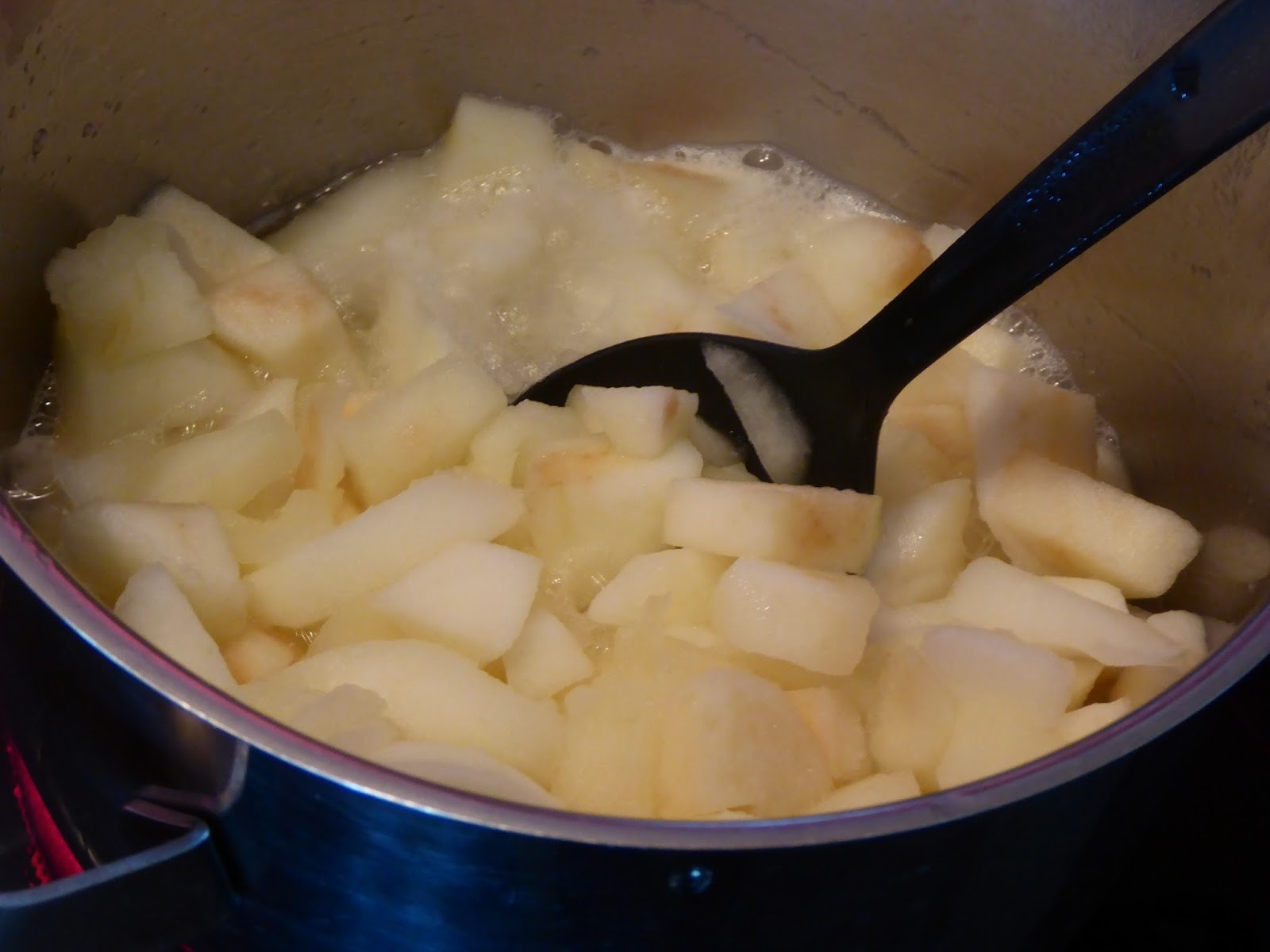 Min Lilla Kokvrå: Enkelt äppelmos