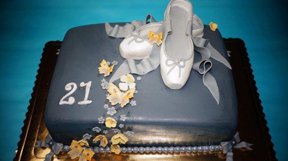 London Patisserie: Ballet Dancer Custom Cake
