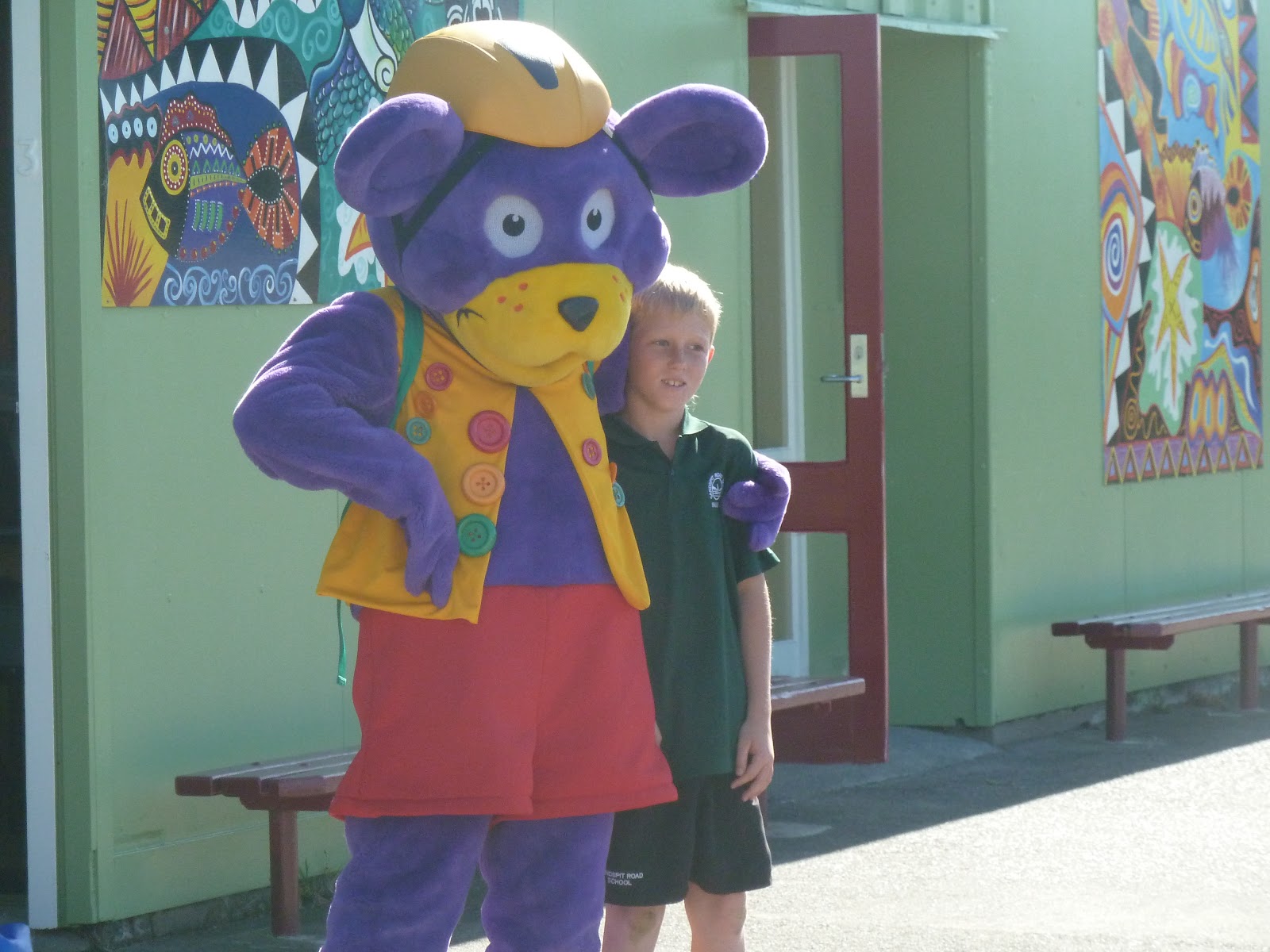 Welcome to Room 6!: Ruben the Road Safety Bear