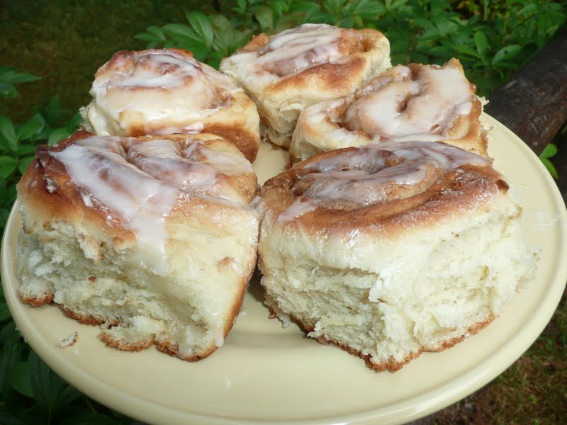 Everyday Dutch Oven: Cottage Cheese Sweet Rolls
