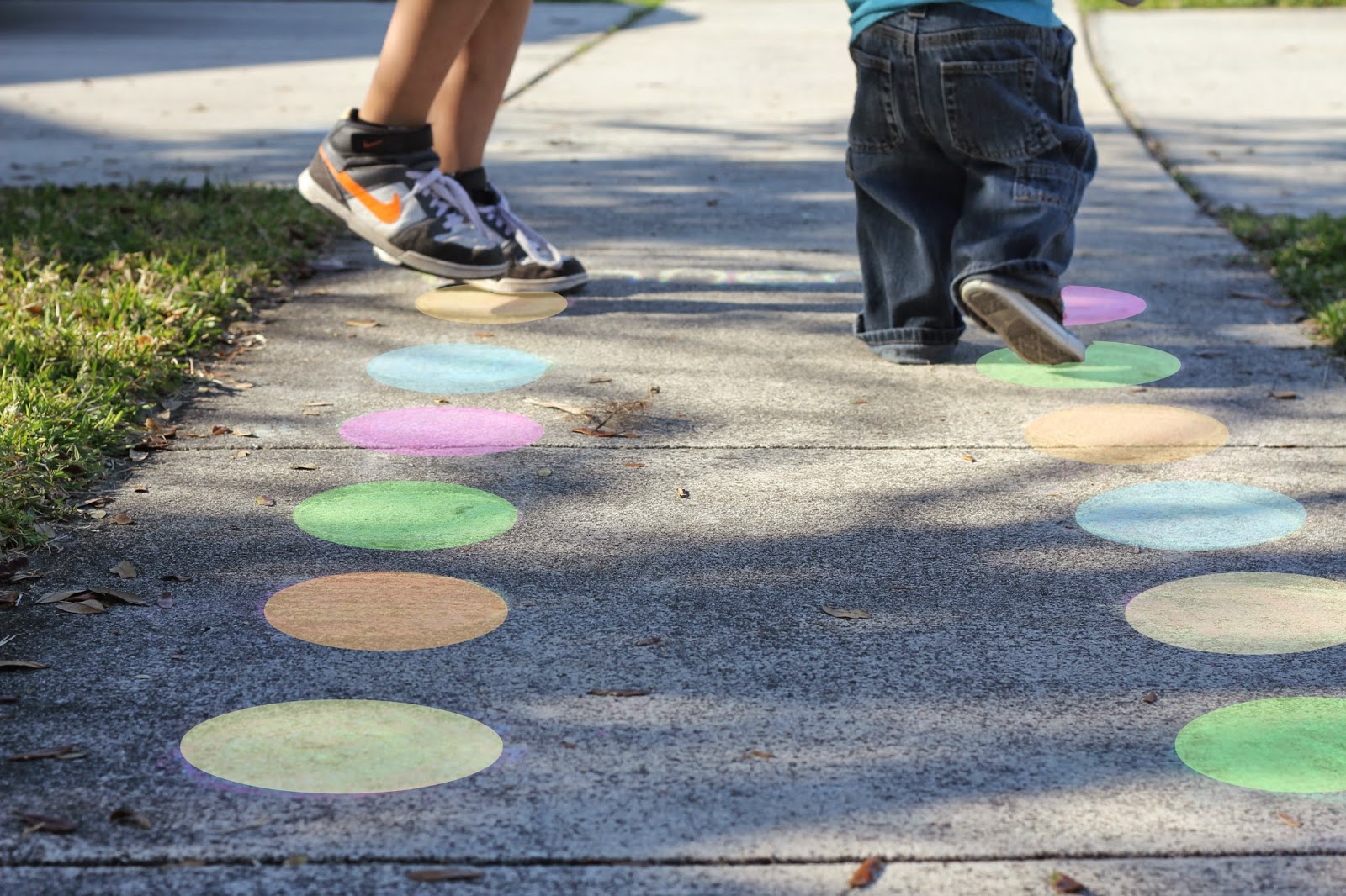 Little Moments: The Rhyming Race