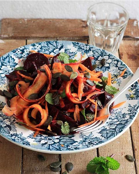 In en om die huis: Wortel-en-beetslaai