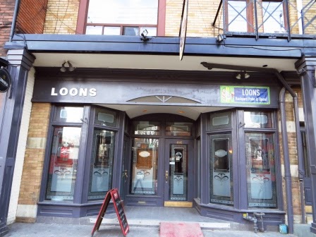 Teena in Toronto: Loons Restaurant & Pub, Toronto, ON