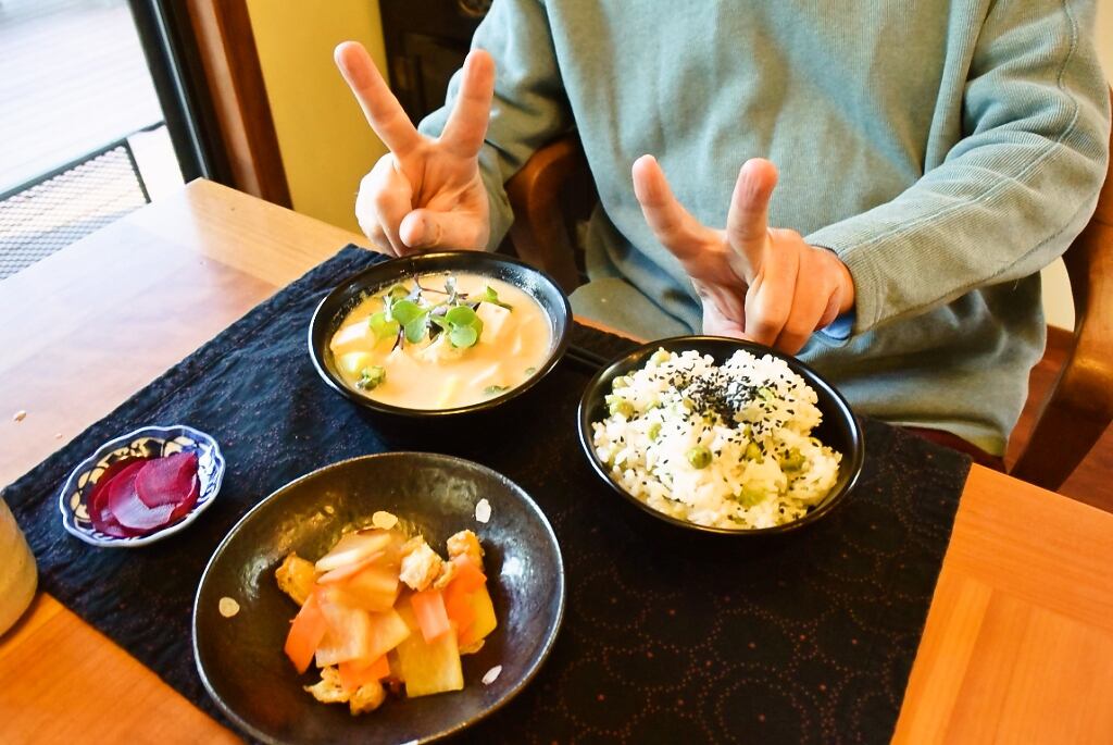 Recipes for Tom: Tom Cooks 18. Mame gohan (steamed rice with peas ...