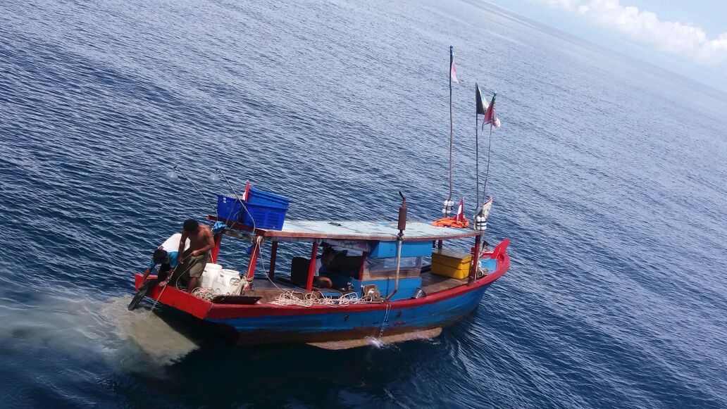 KP. Hiu 12 Menangkap KM. Bersama menggunakan Alat Tangkap Mini Trawl