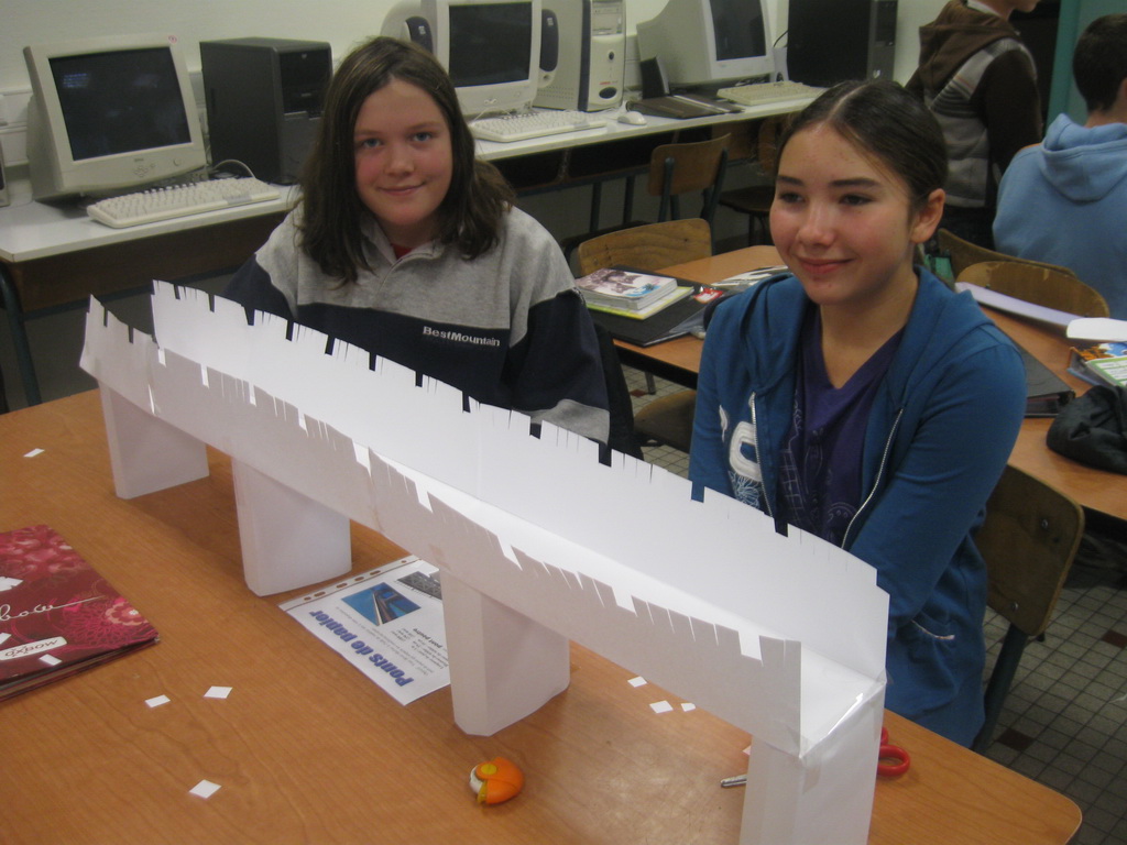 Mini-TEC 5: Pont en papier 1 : fabrication