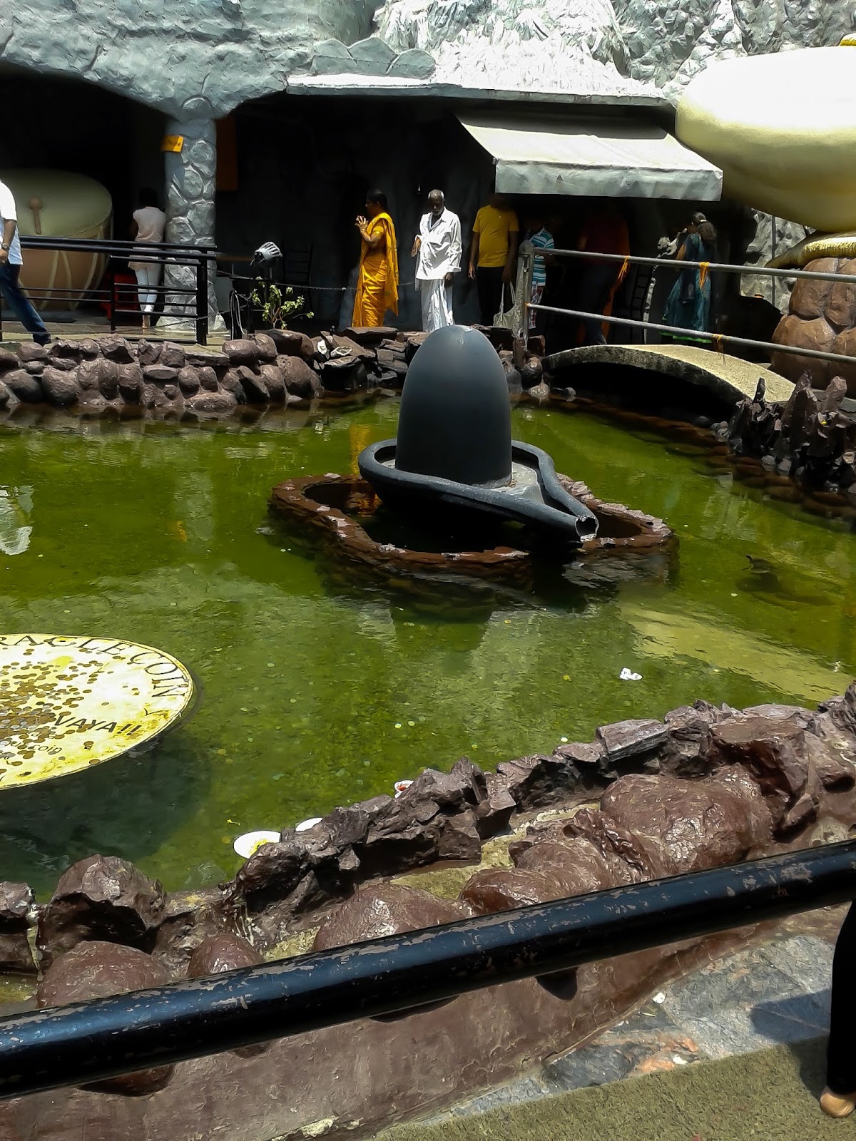 Visiting places: Shiv Temple (kempfort bangalore)