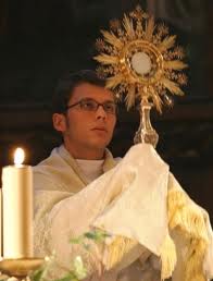 · Vivir de la Eucaristía ·: 4 de Agosto: día del párroco