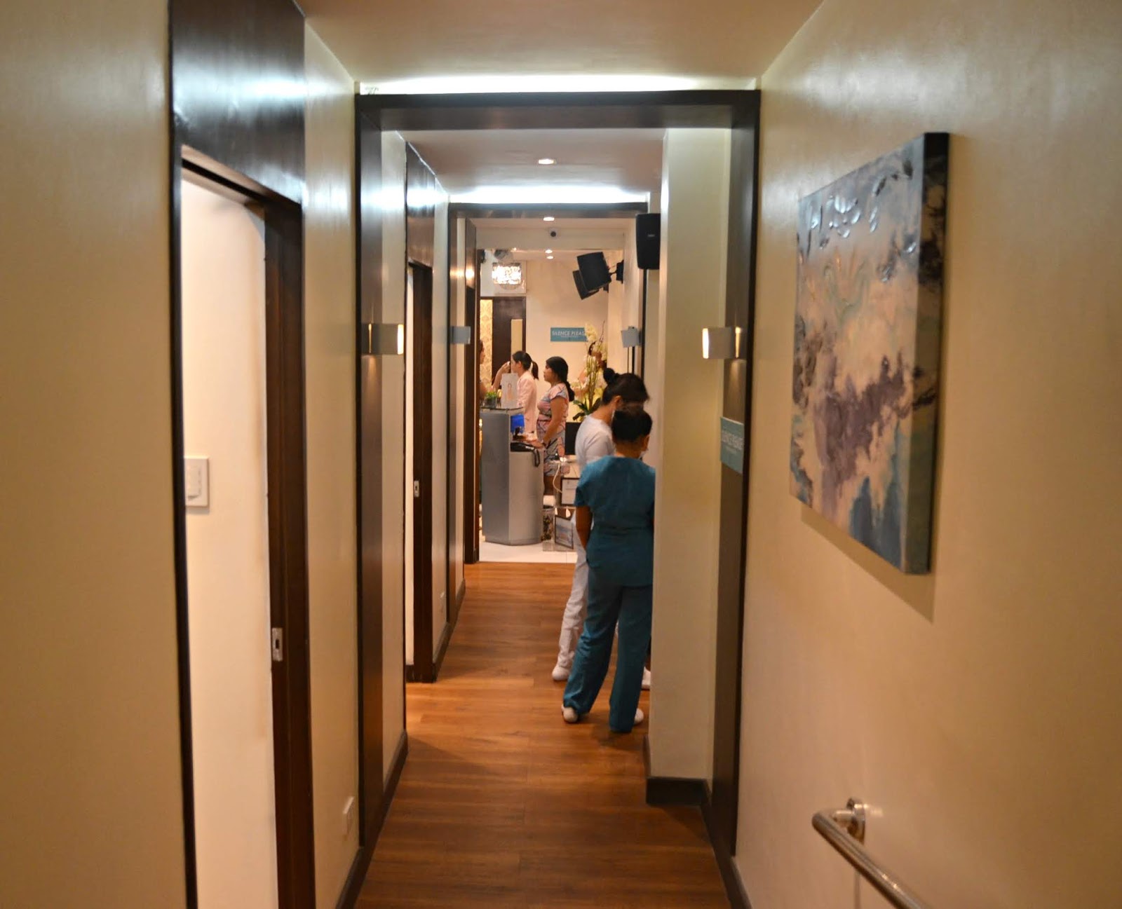 The Bandwagon Chic: The Art of Beauty with The Zen Institute