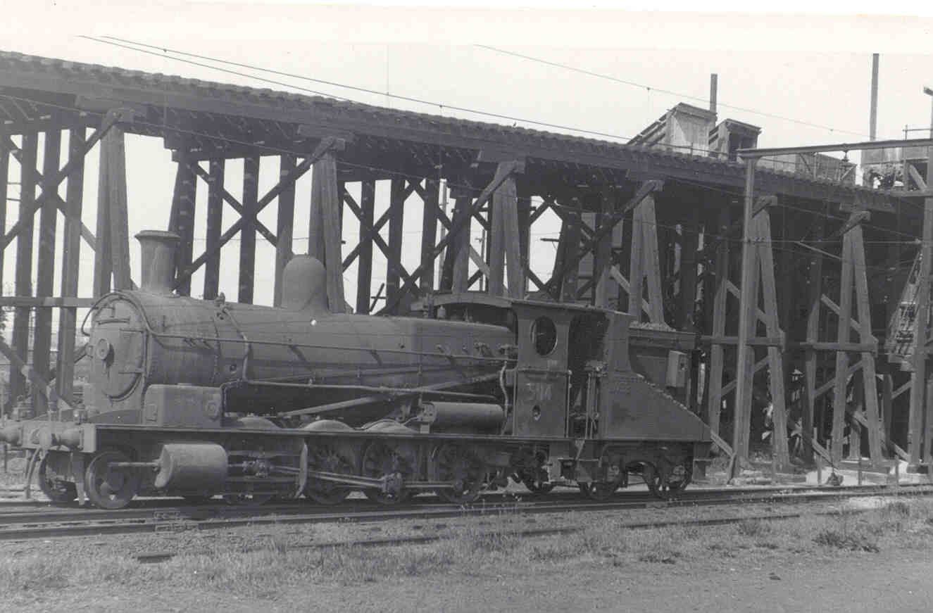 NSW Rail Rambler: Port Waratah loco