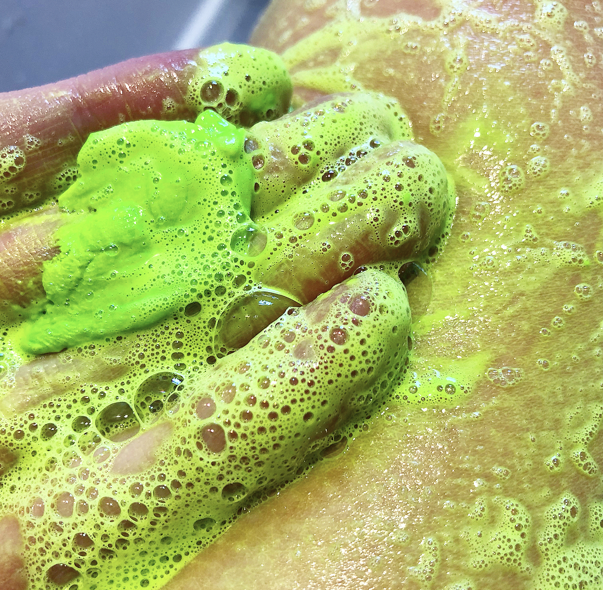 All Things Lush UK: Apple FUN Bar