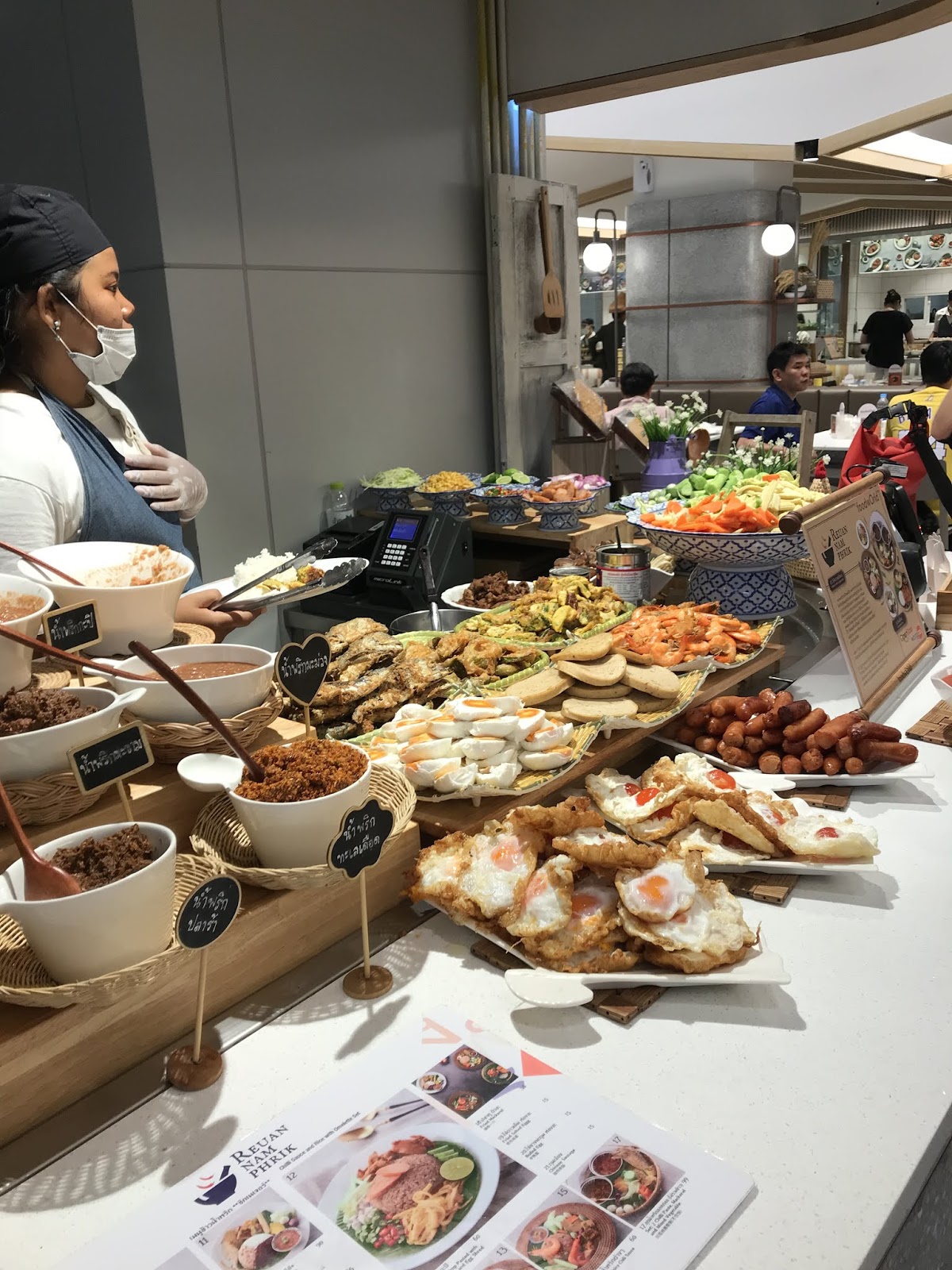 Day 3: Breakfast at Central World Food Hall - Bangkok, Thailand ...