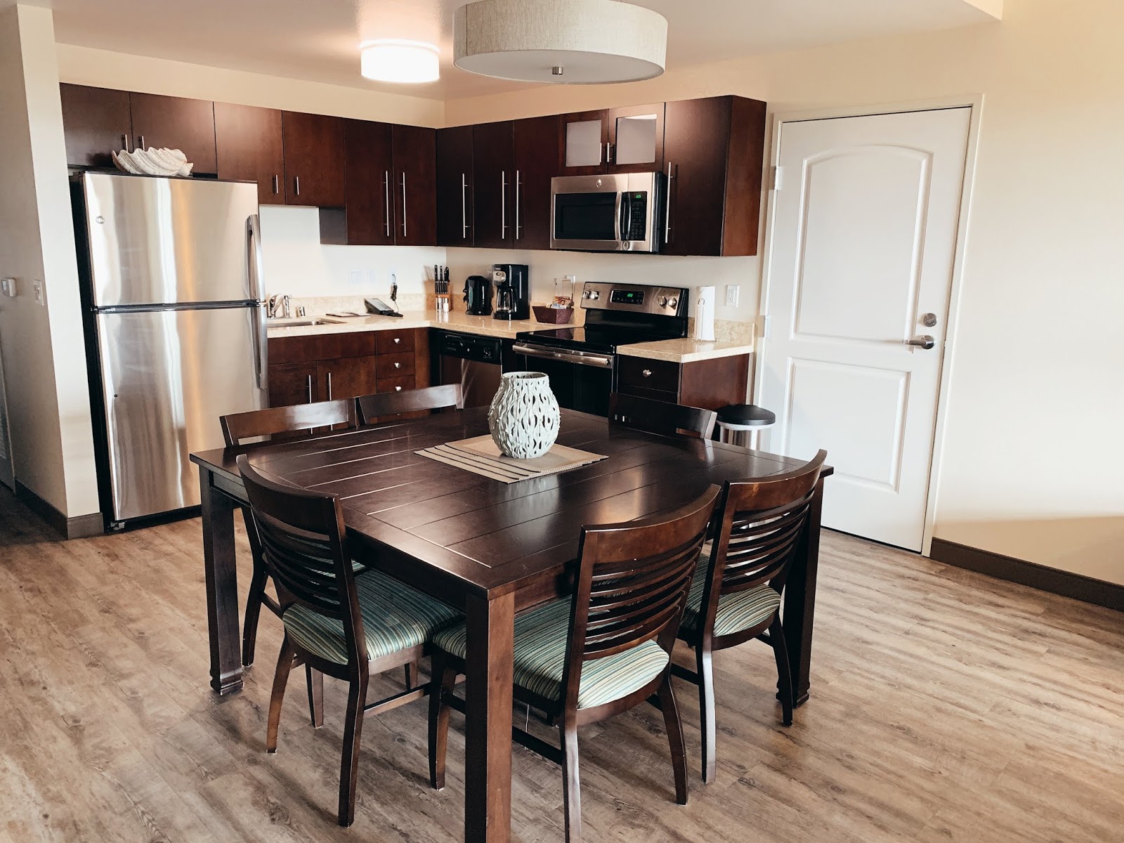 Discover Hilton Grand Vacations Club at MarBrisa - THE PATRICIOS