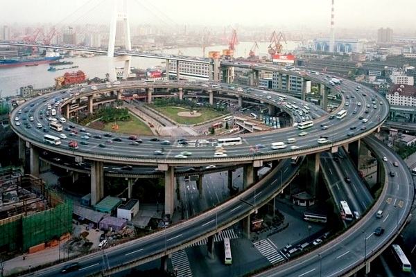 Jepang akan gunakan mobil autopilot pada tahun 2020 | Majalah Otomotif ...