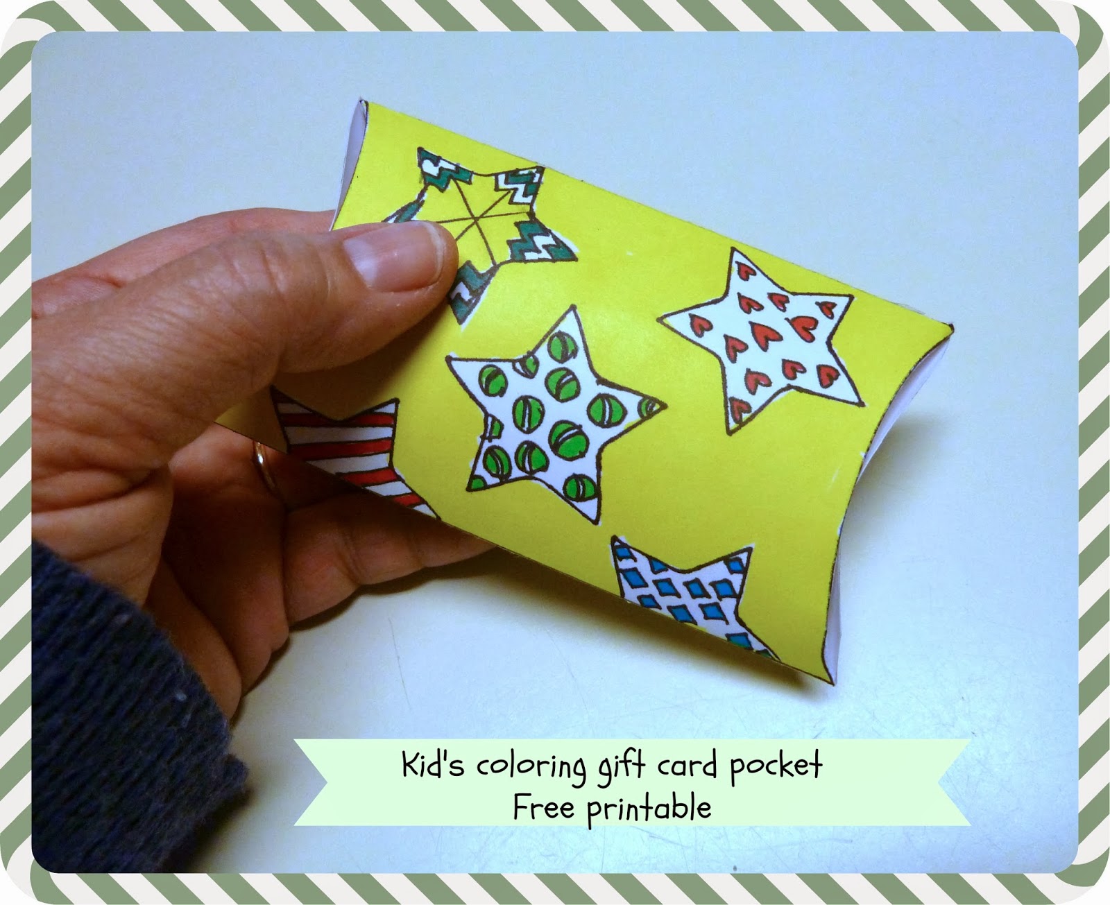 Make it easy crafts: Kid's coloring gift card pocket--Free printable