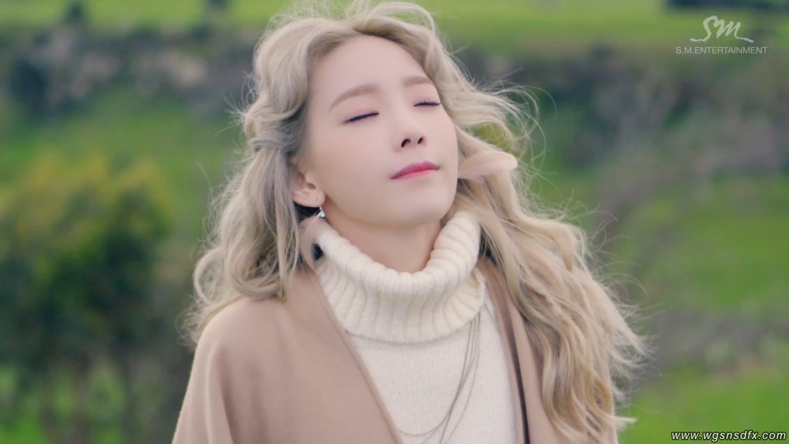 Browse the screenshots from SNSD TaeYeon's 'I' music video - Wonderful ...
