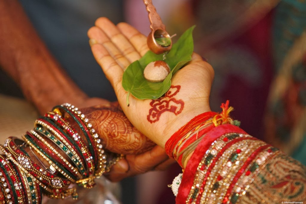 Wedding Planning: TYPES OF INDIAN ENGAGEMENT CEREMONIES