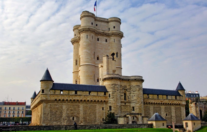 Dicas Práticas de Francês para Brasileiros: Um Passeio pela Paris Medieval