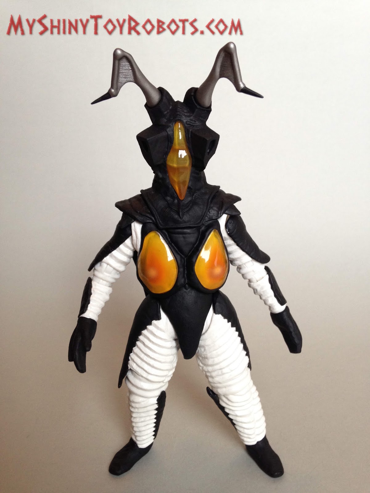 My Shiny Toy Robots: Toybox REVIEW: S.H. Figuarts Zetton