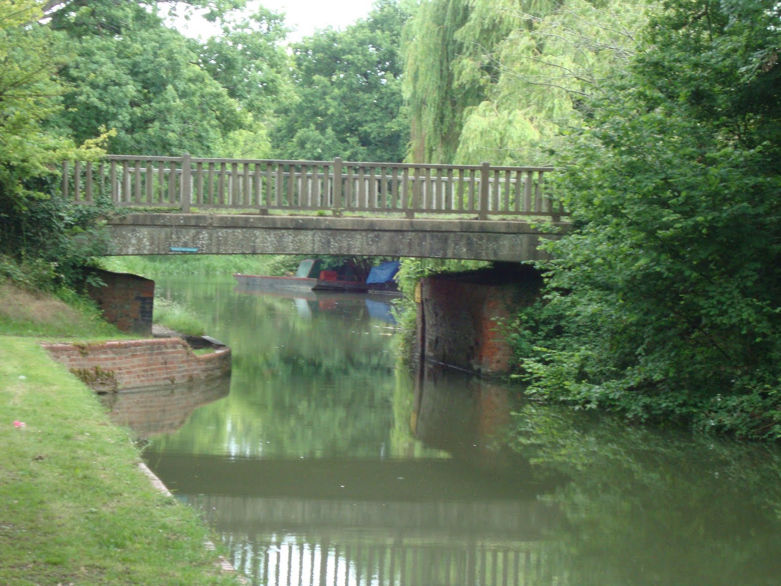 Walksalot: Barley mow bridge to Crookham Wharf - basingstoke canal walk ...