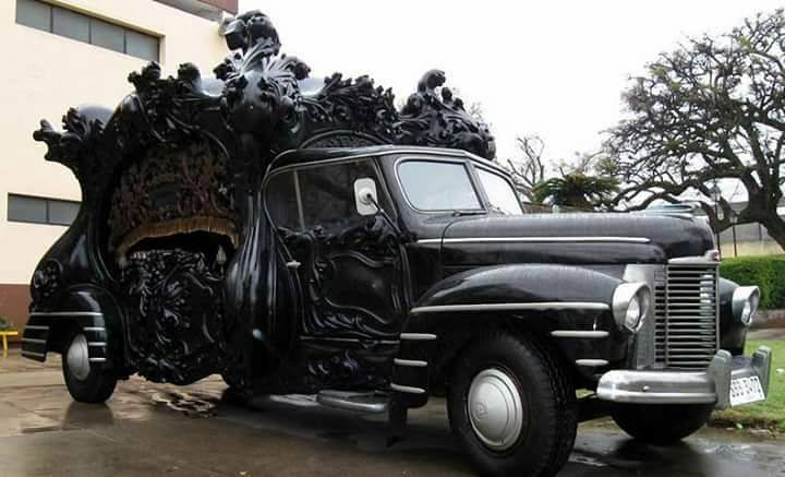 MUSCLE CAR COLLECTION : Classic Gothic Car