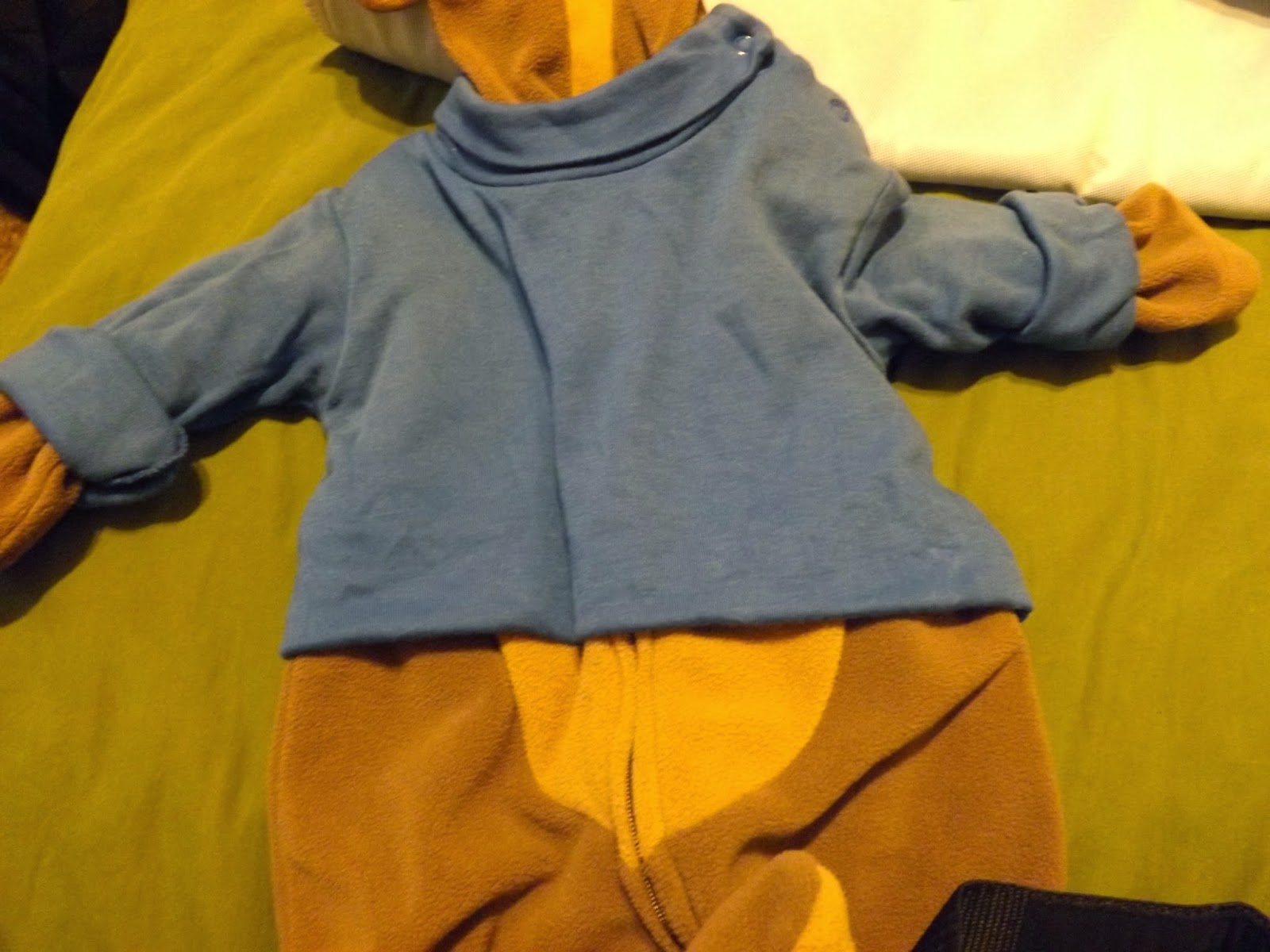 Z is for Ramble: Happy Halloween and a DIY Baby Roo Costume.