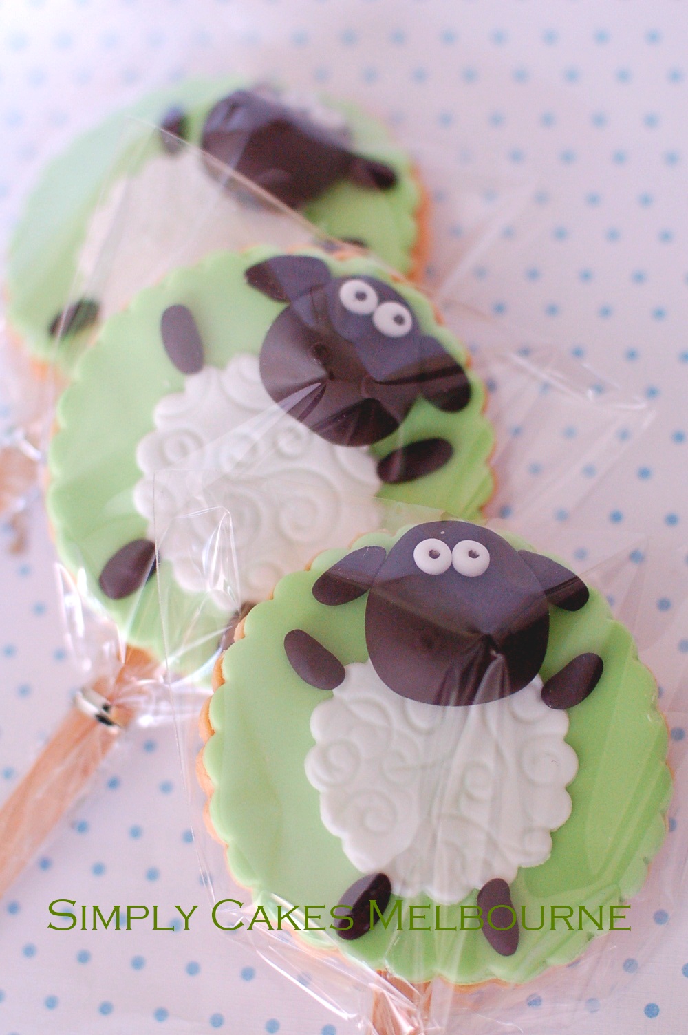 Simply Cakes Melbourne: Timmy Time Cake and Timmy Time Cookies