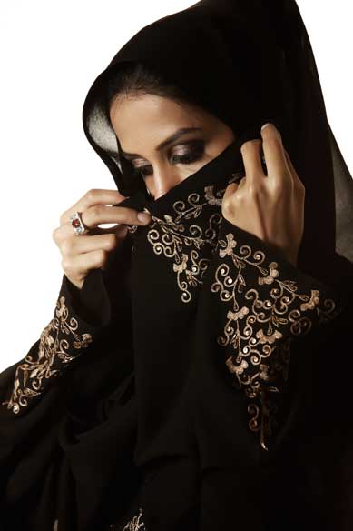 Latest Arabic Abayas (Burka) Styles ~ Latest Life Style