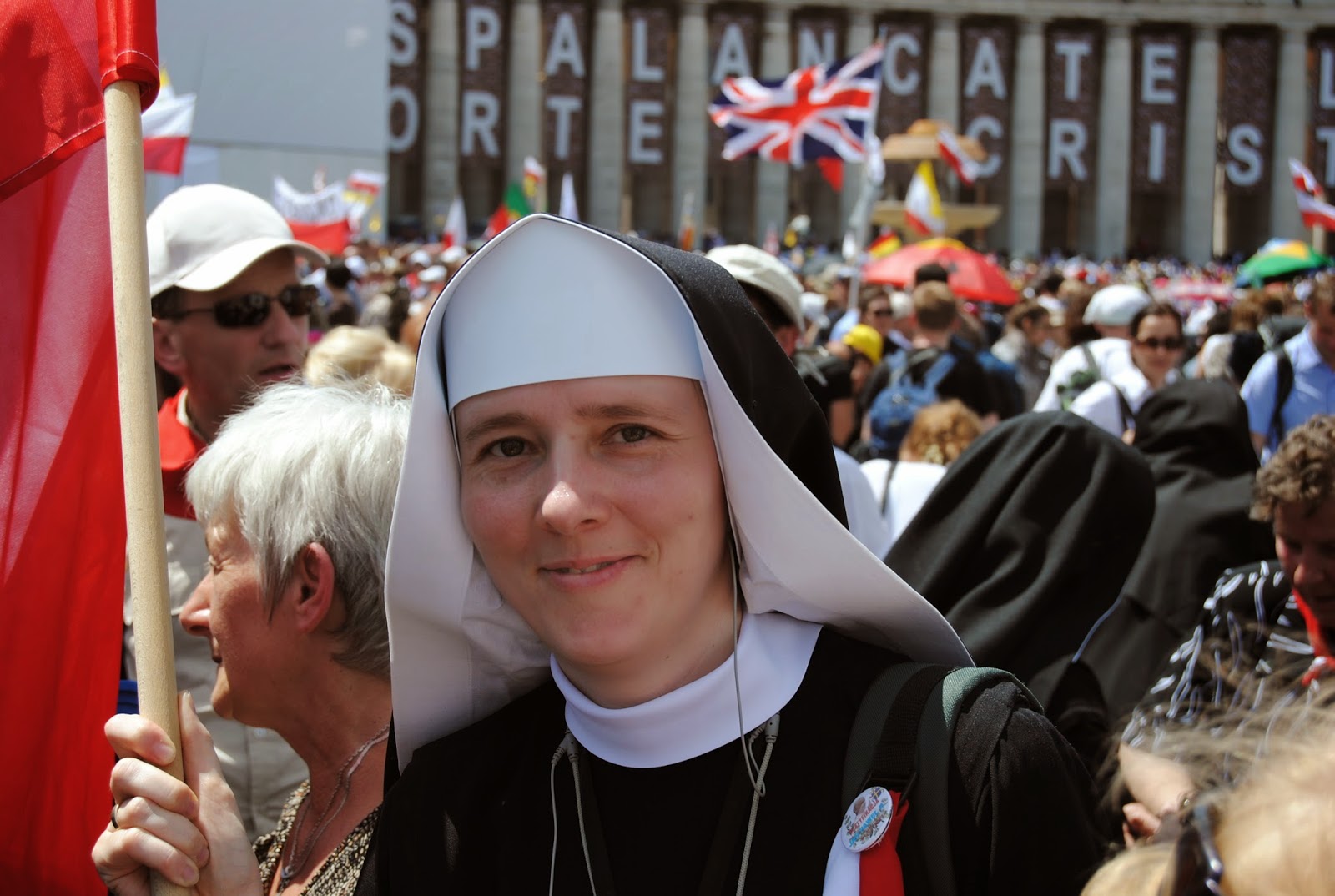 Orbis Catholicus Secundus: Traditional Nuns Habits in the Vatican