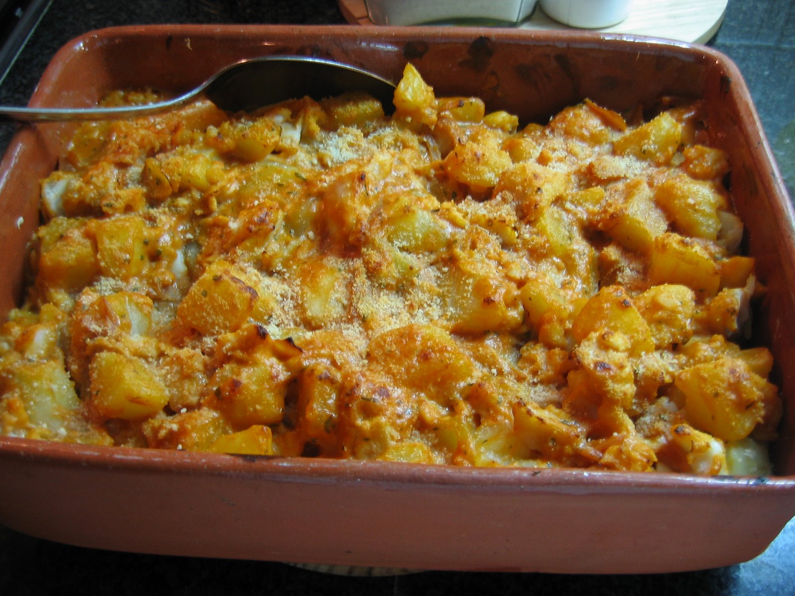 Novelo de Arte: Pescada Gratinada - uma receita económica e deliciosa!