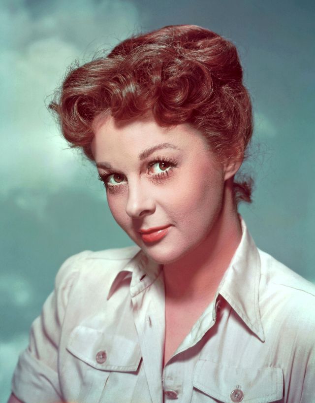 48 Glamorous Color Photos of Susan Hayward in the 1940s and 1950s ...