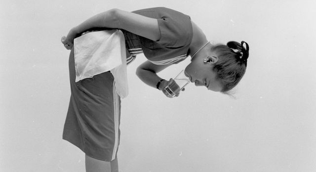 HICCUPS! HOW TO GET RID OF HICCUPS INSTANTLY AT HOME? - tips today