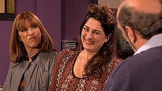 la que se avecina :REYES Y ARACELI :NOVIAS