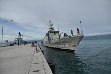 Prajurit KRI Ajak-653 Uji Kemampuan Nembak Torpedo SUT