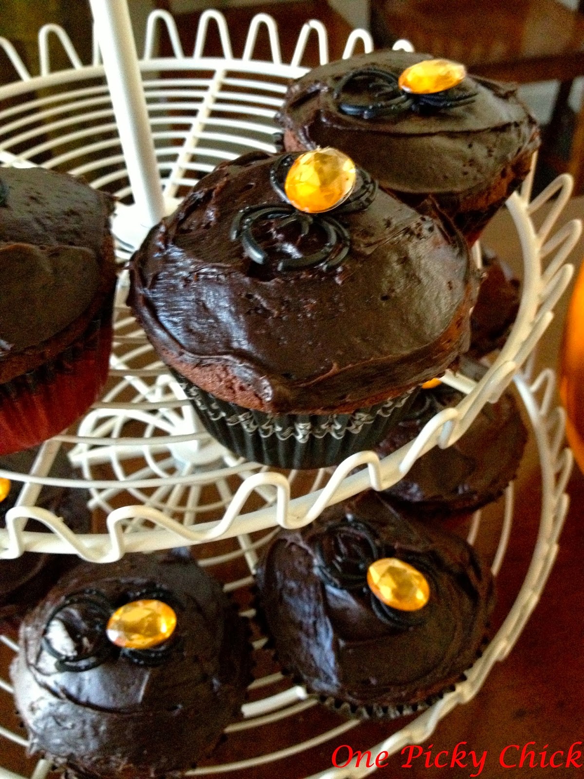 Boo Cupcakes! | One Picky Chick