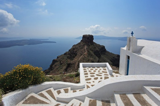 5 Historical Points Of Interest That You Must To Visit It In Santorini ...
