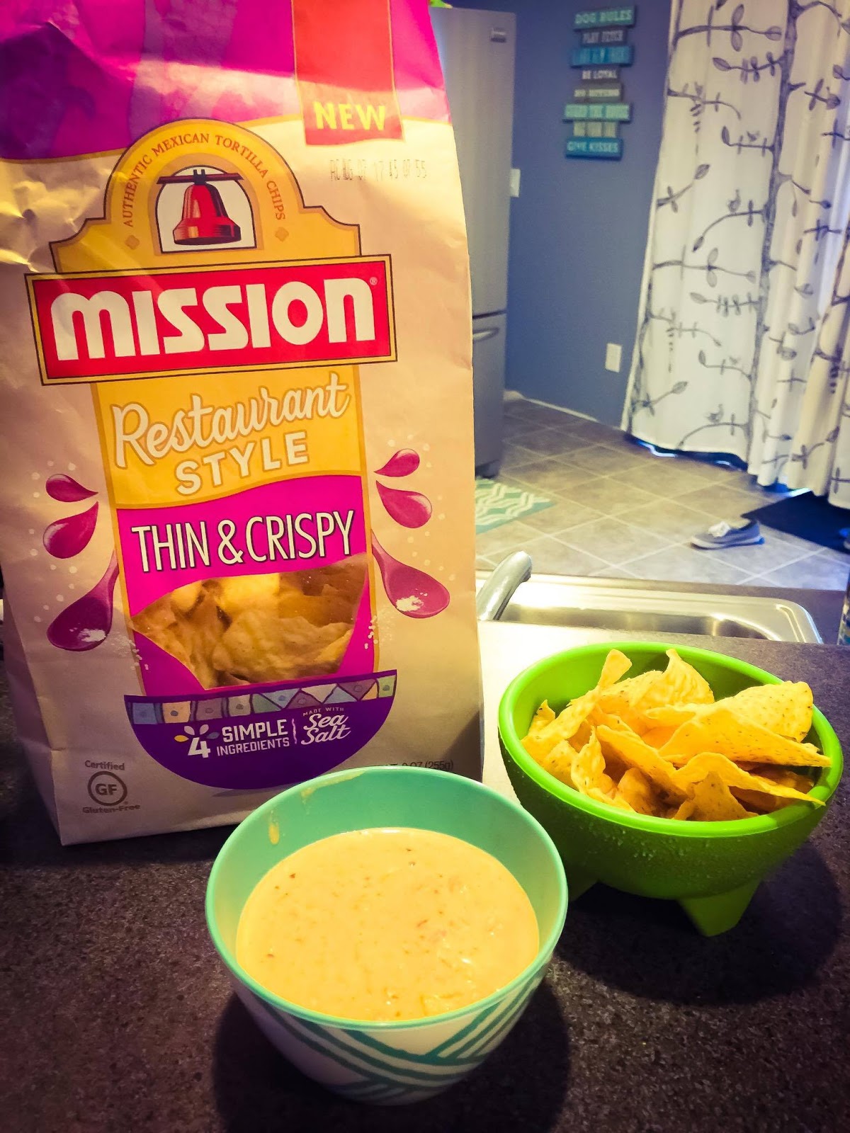Cuppy Cakes: Mission Restaurant Style Thin & Crispy Tortilla Chips