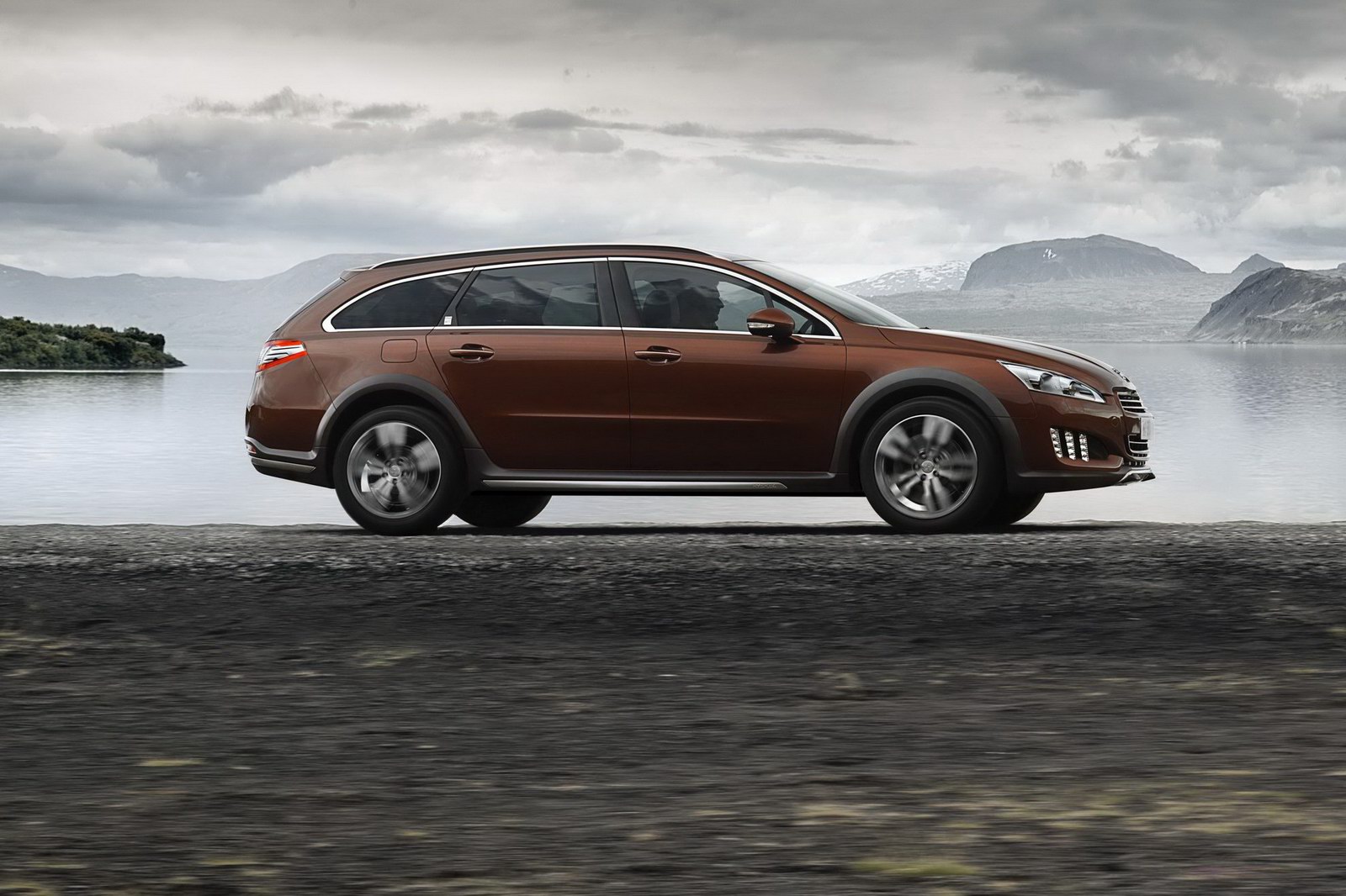 BEST CAR TODAY: Nouvelle Peugeot 508 RXH SUV HYBRID